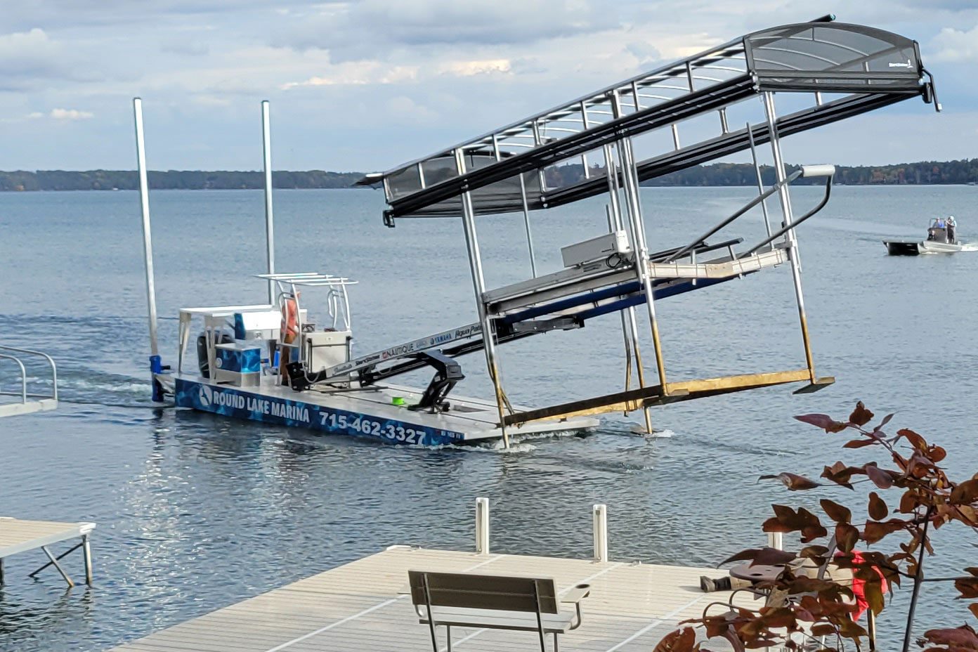 Dock In/Out - Round Lake Marina - Hayward Wisconsin - Boat - Pontoon ...