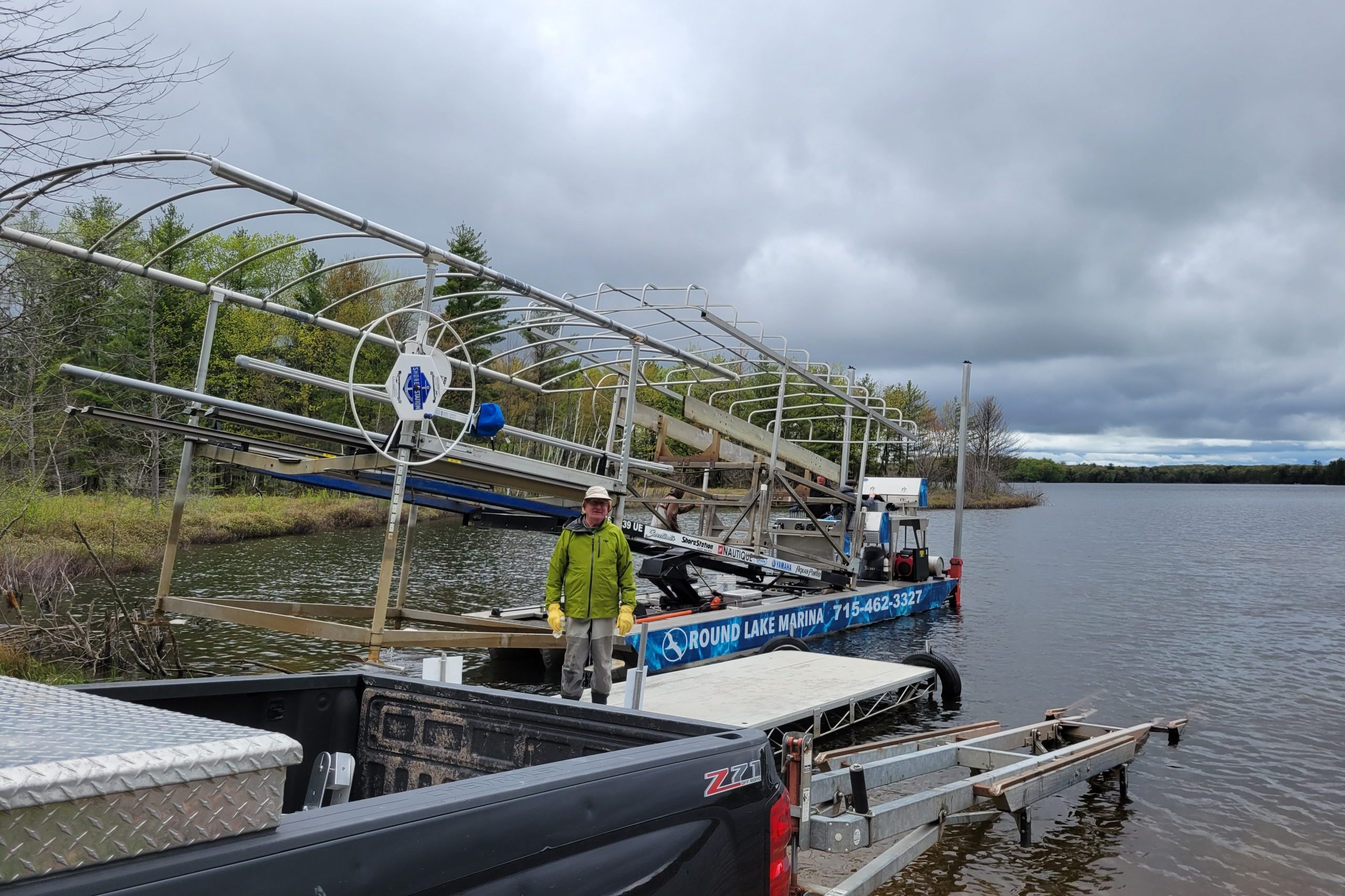 Dock In/Out - Round Lake Marina - Hayward Wisconsin - Boat - Pontoon ...
