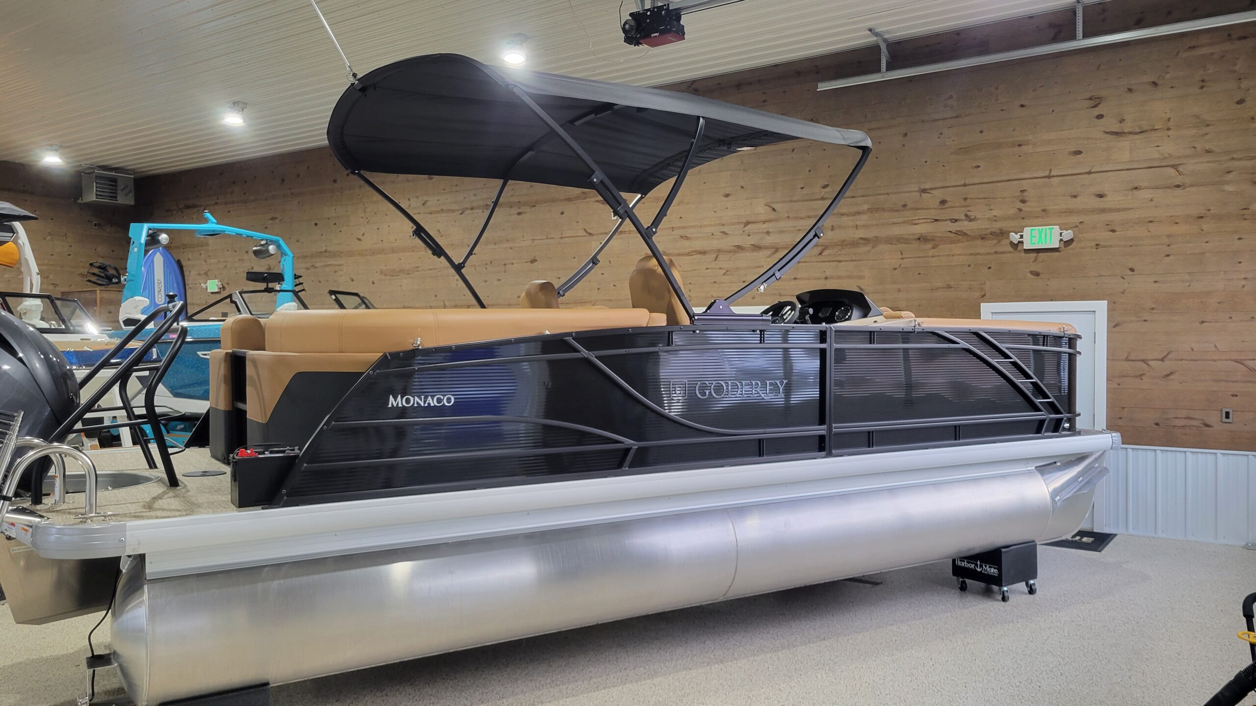 Godfrey Monaco 235 | Premium Boats at Round Lake Marina